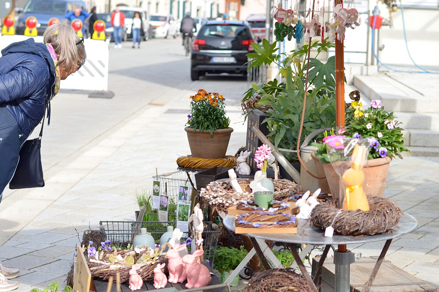 Hallstadter Frühjahrsmarkt erfreute Groß und Klein - 3 - 2024 - Nachrichten - Stadt Hallstadt